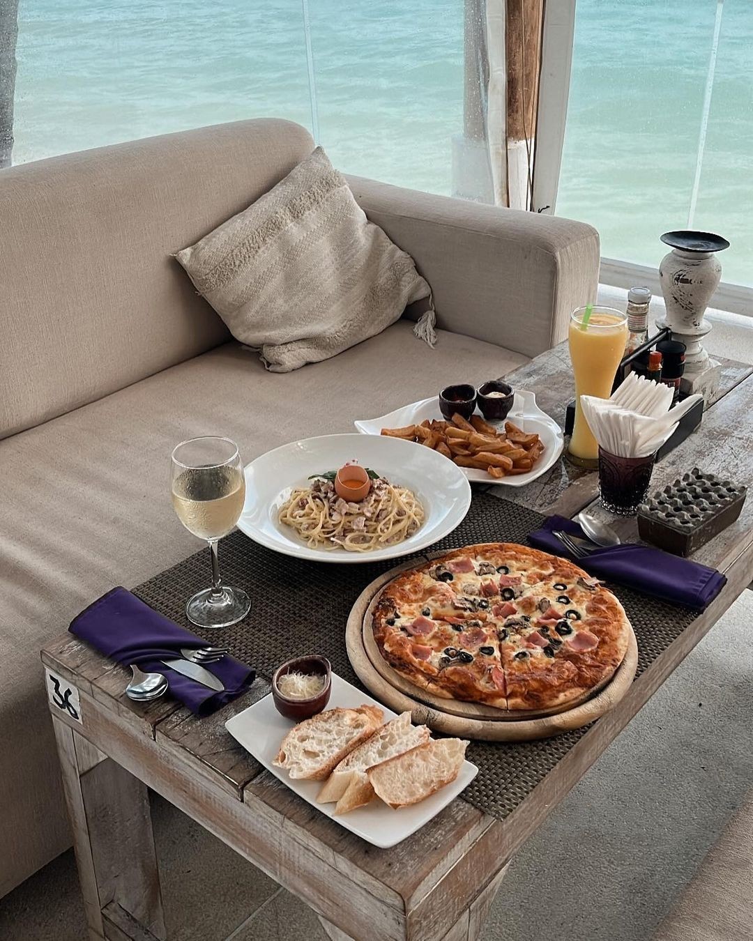 Elephant Beach Club & Resort Samui - Chaweng Beach